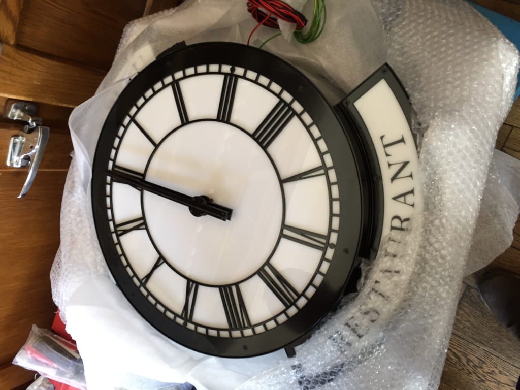 New Smith of Derby clock built for Edinburgh's L’escargot bleu ...