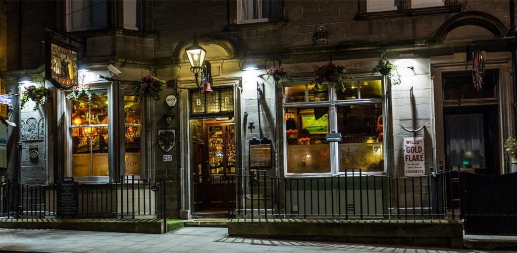 7 of the best traditional pubs to check out in Edinburgh during the ...