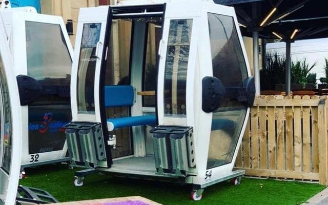 Edinburgh restaurant introduces ski cable cars to ensure socially ...
